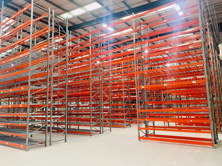 Adjustable Pallet Racking | Stamina Storage Systems